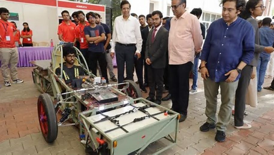 आईआईटी मद्रास ने ओपन हाउस 2025 के दौरान छात्रों द्वारा बनाए गए 60 नवाचारों का प्रदर्शन किया ...